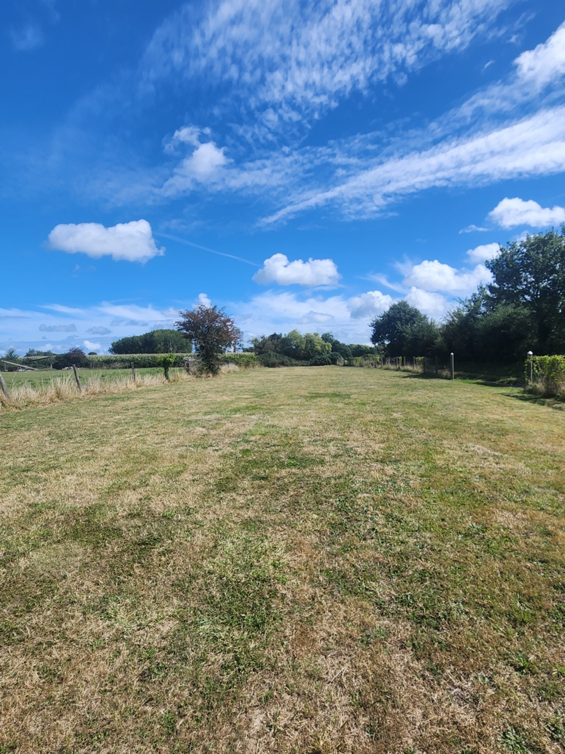 Campspace in BRICQUEVILLE-SUR-MER, Normandy ∞ Campercontact