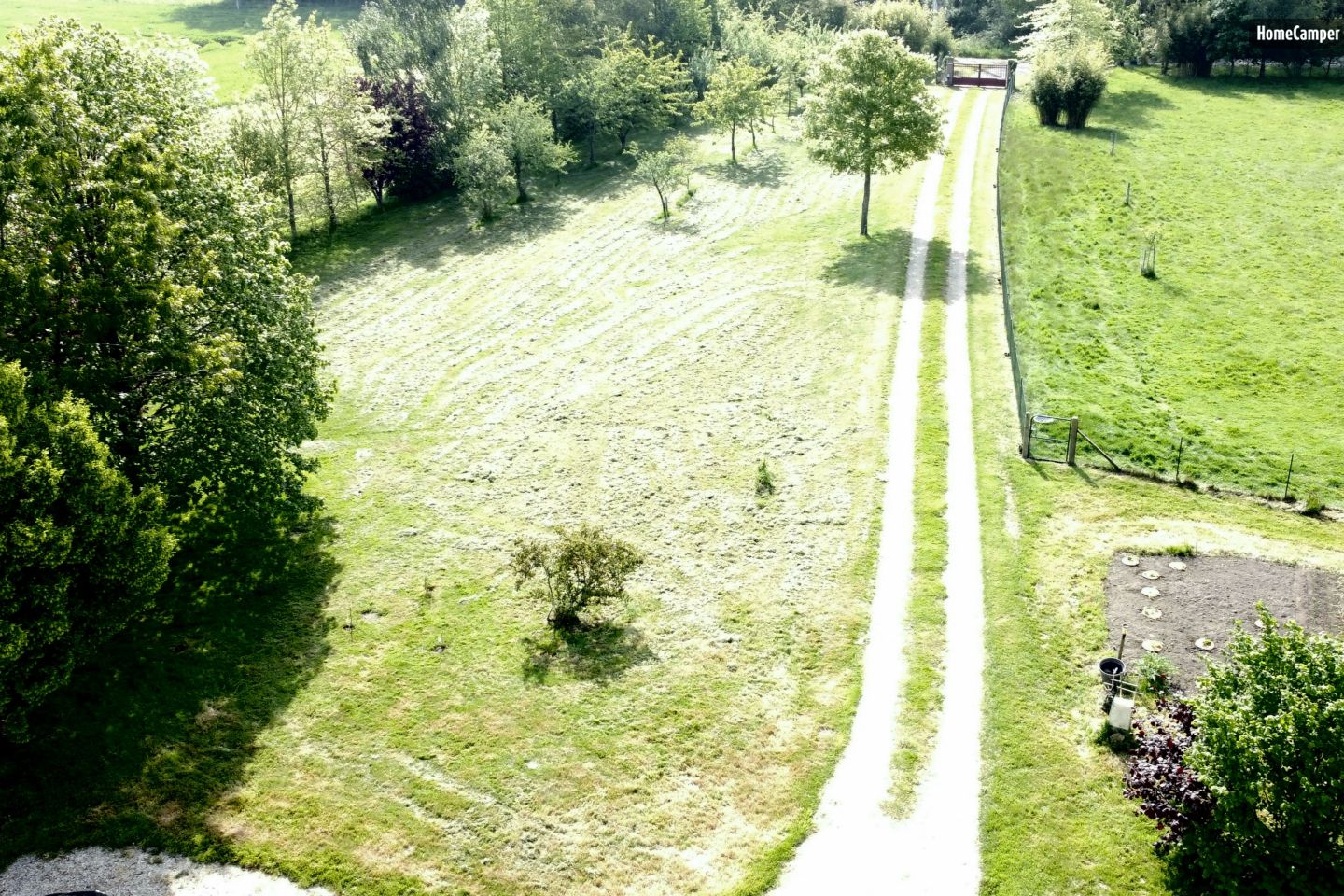 Quiet and not overlooked ∞ Campercontact