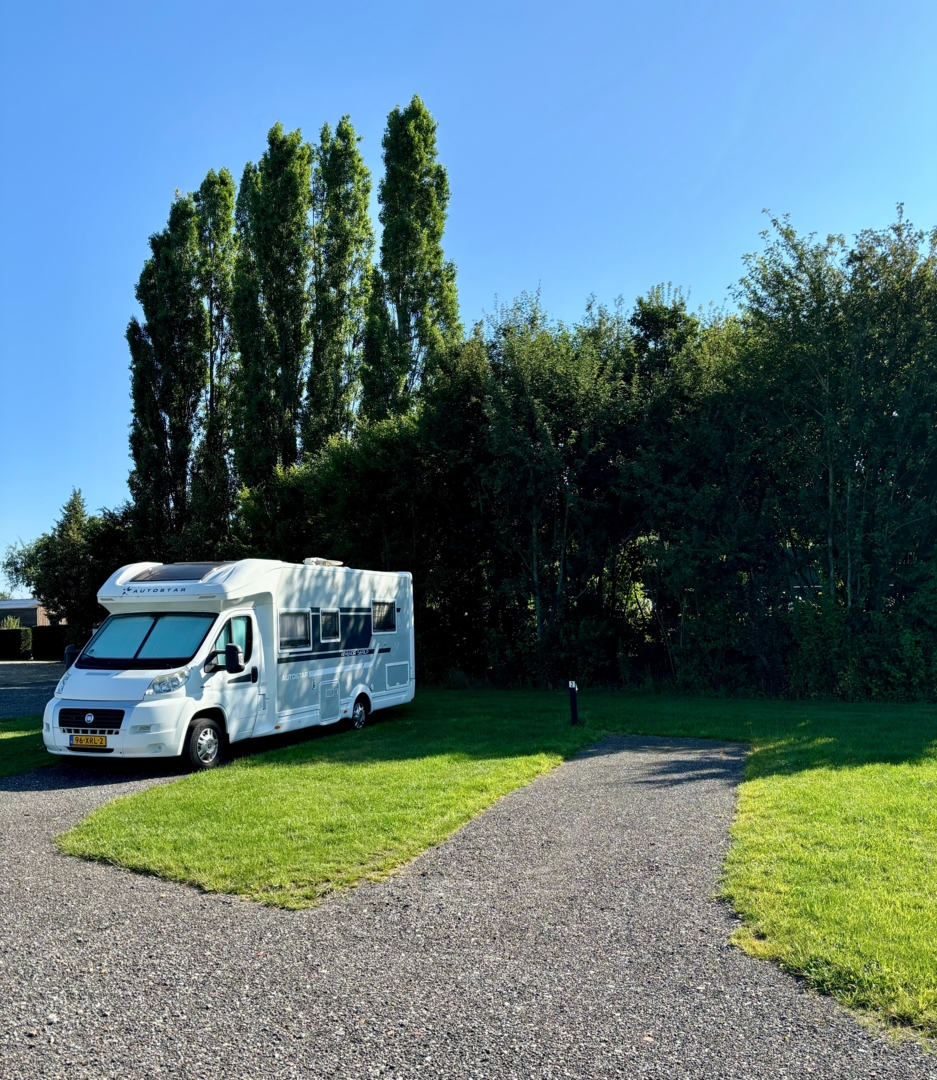 Campspace. Discover micro campsites nearby.